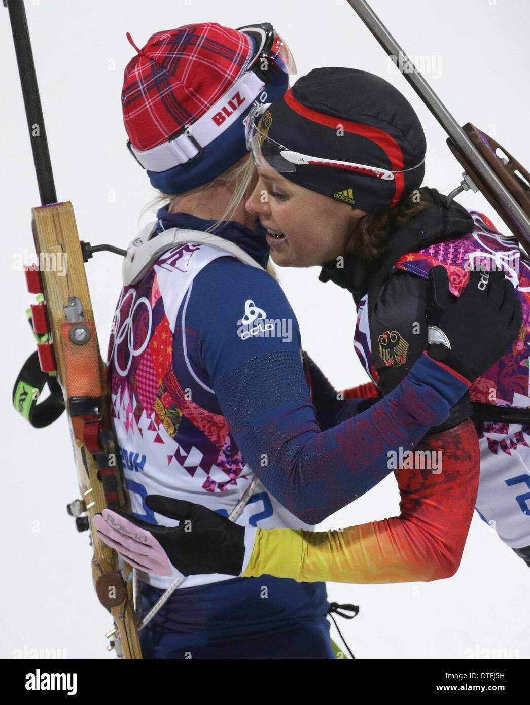 Tiril Eckhoff of Norway (L) hugs Evi Sachenbacher-Stehle of Germany in ...