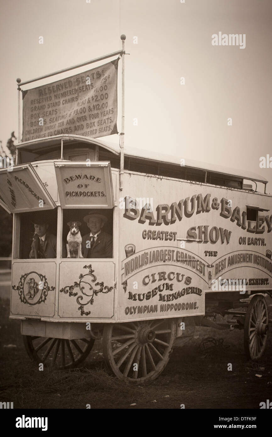 Barnum & Bailey vintage B&W photo circus history greatest show on Earth ...
