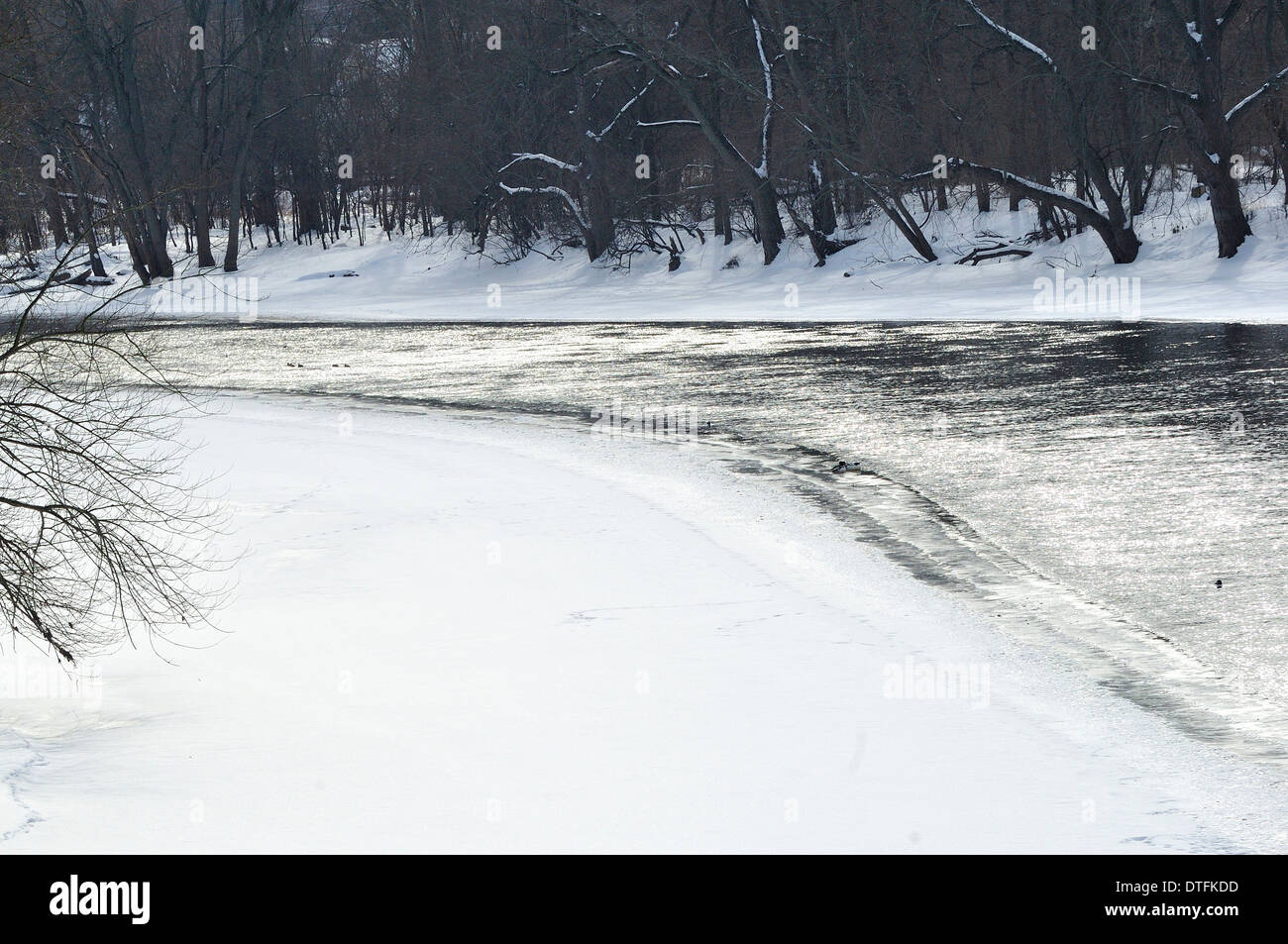 Winding banks hi-res stock photography and images - Alamy