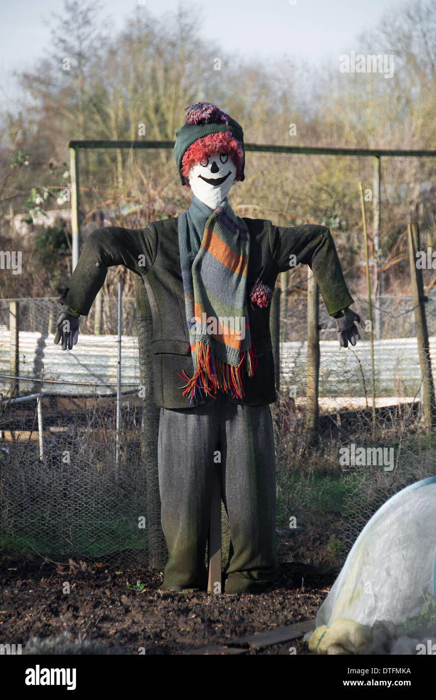 Well dressed scare crow hi-res stock photography and images - Alamy