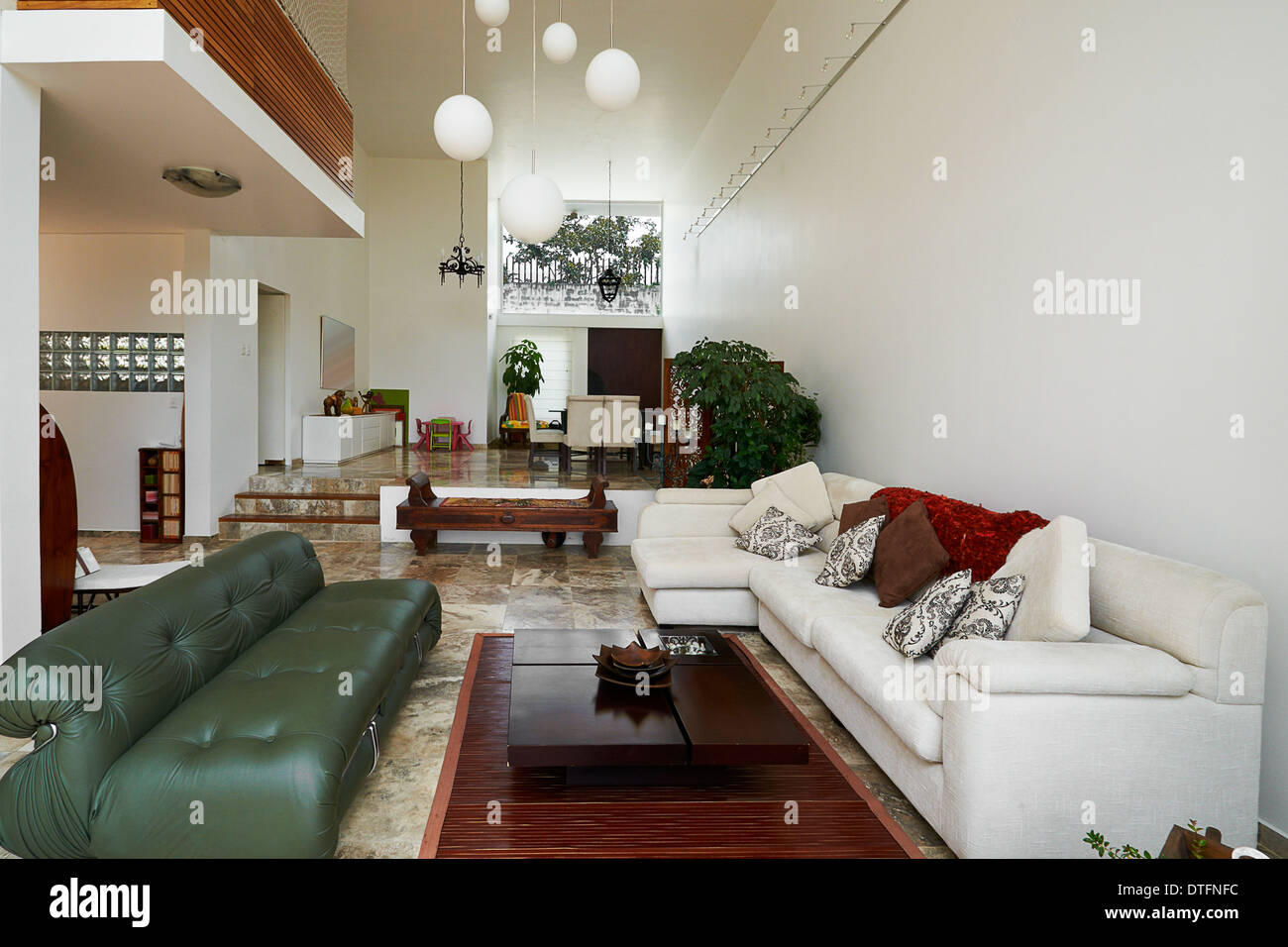Interior design: Modern living room Stock Photo - Alamy