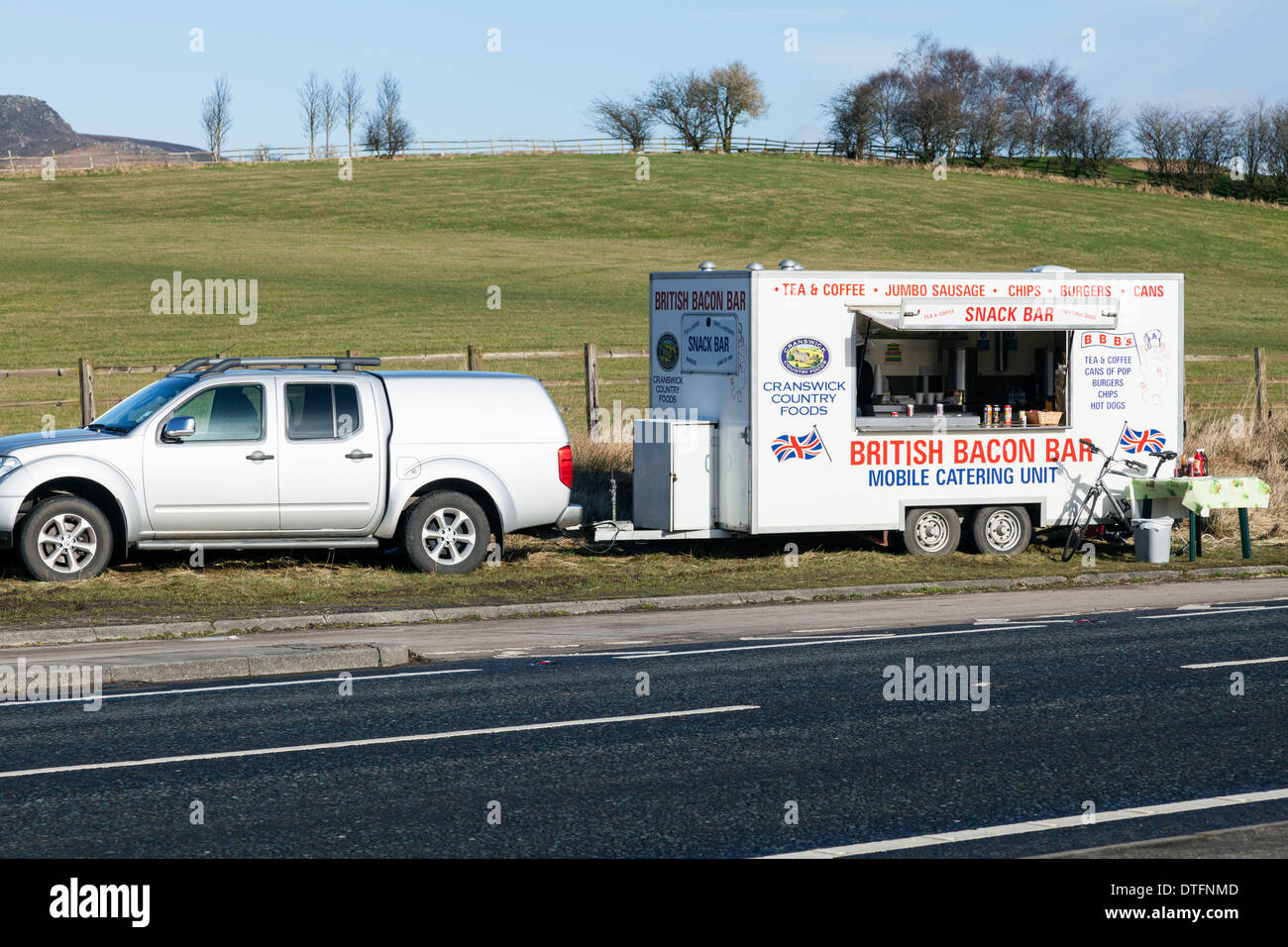 Mobile catering van hi-res stock photography and images - Alamy