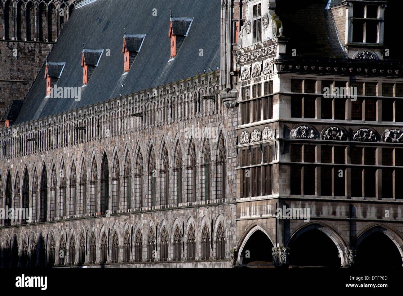 Ypres Cloth Hall (Dutch: Lakenhal or Lakenhalle), in Ypres ( Ieper ...