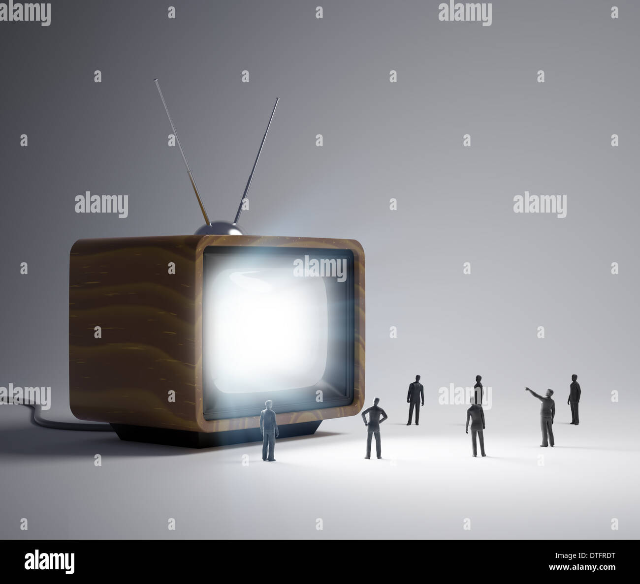 Vintage tv set hi-res stock photography and images - Alamy