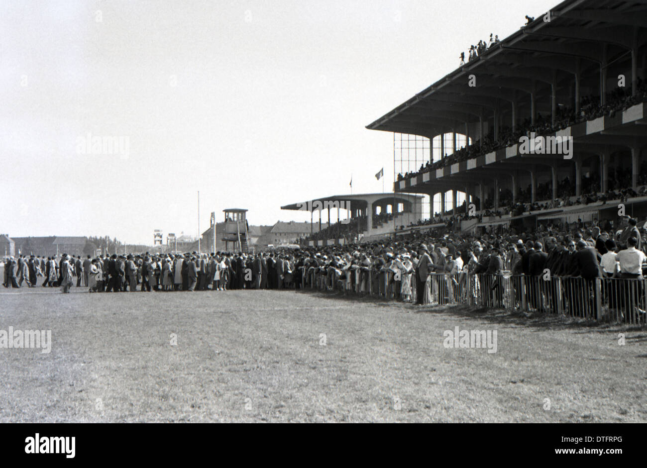 Spectators Grandstand High Resolution Stock Photography and Images - Alamy