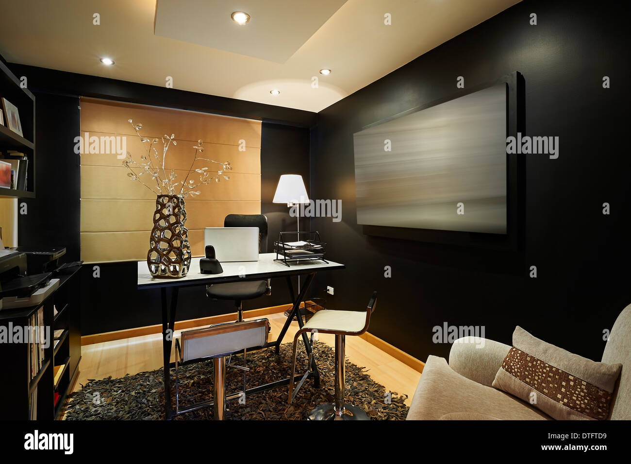 Interior design: Moder studio office Stock Photo - Alamy