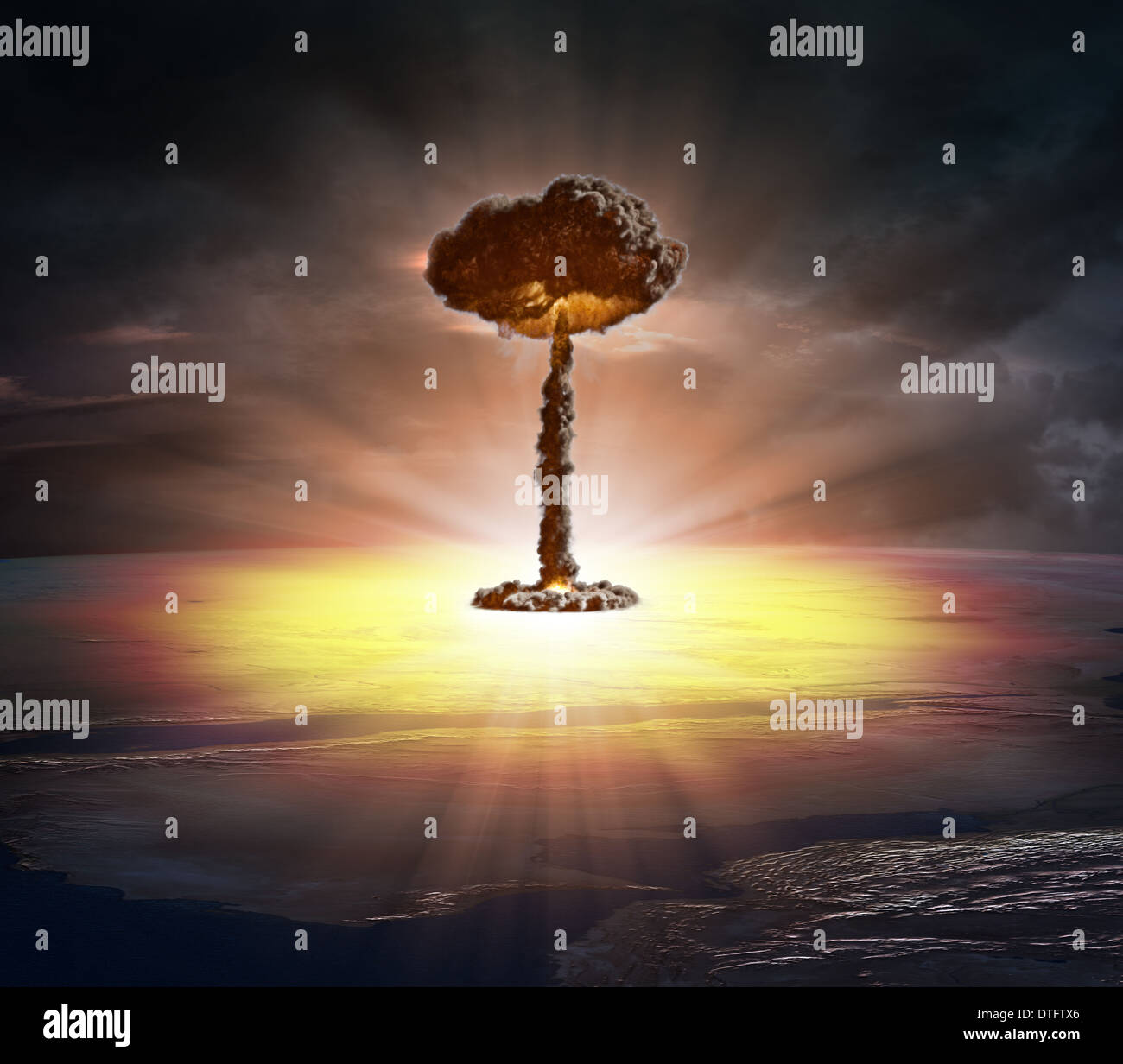 Nuclear mushroom cloud hi-res stock photography and images - Alamy
