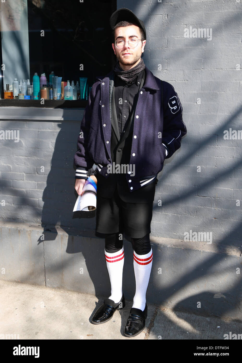 Schon editor Seymour Glass arriving at the Vera Wang runway show in New ...