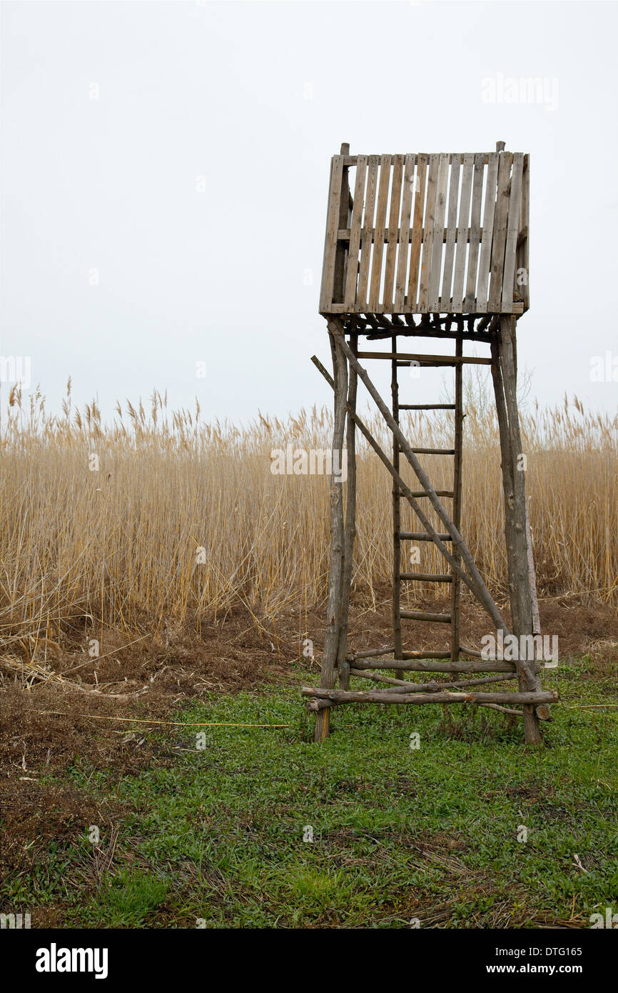 Hunting outpost hi-res stock photography and images - Alamy