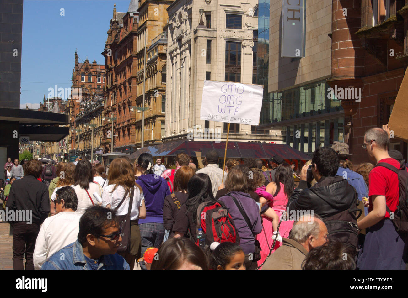 Glasgow, Scotland 25th May 2013. Editorial use only. Anti-GMO ...