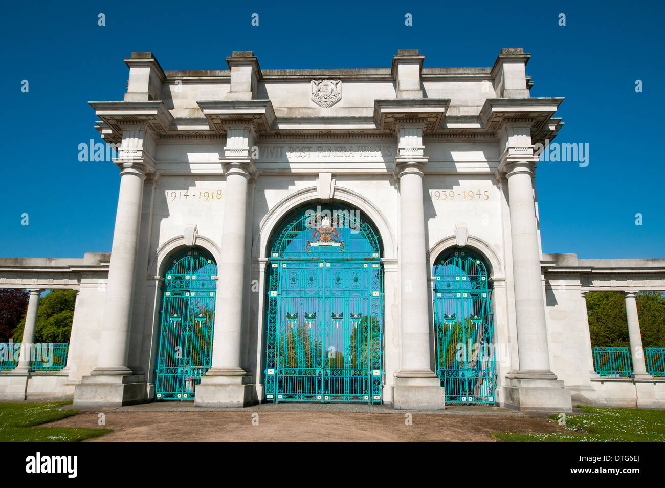 Victoria war memorial hi-res stock photography and images - Alamy