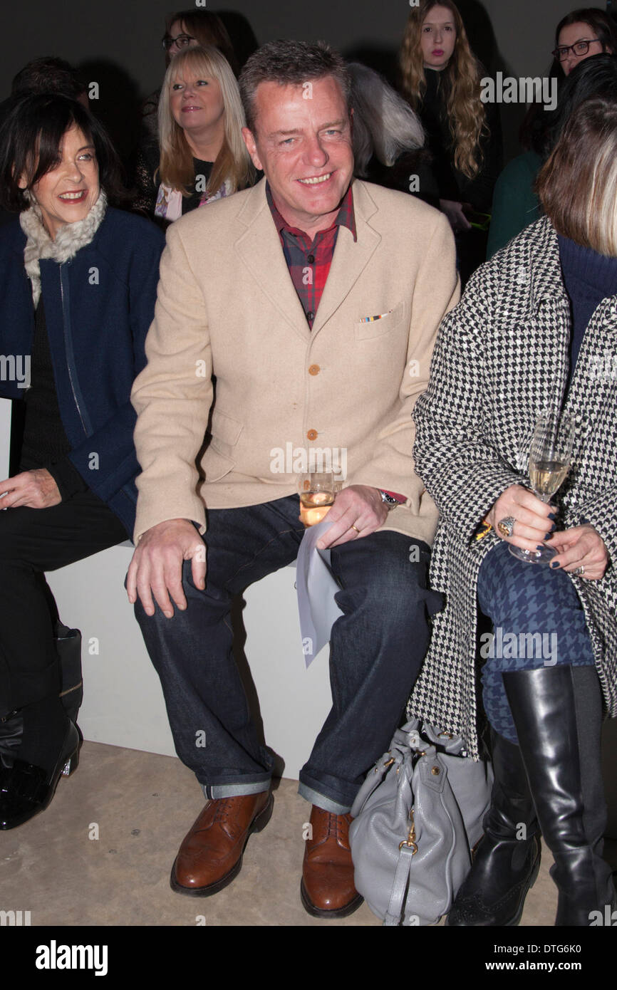 Madness singer hi-res stock photography and images - Alamy