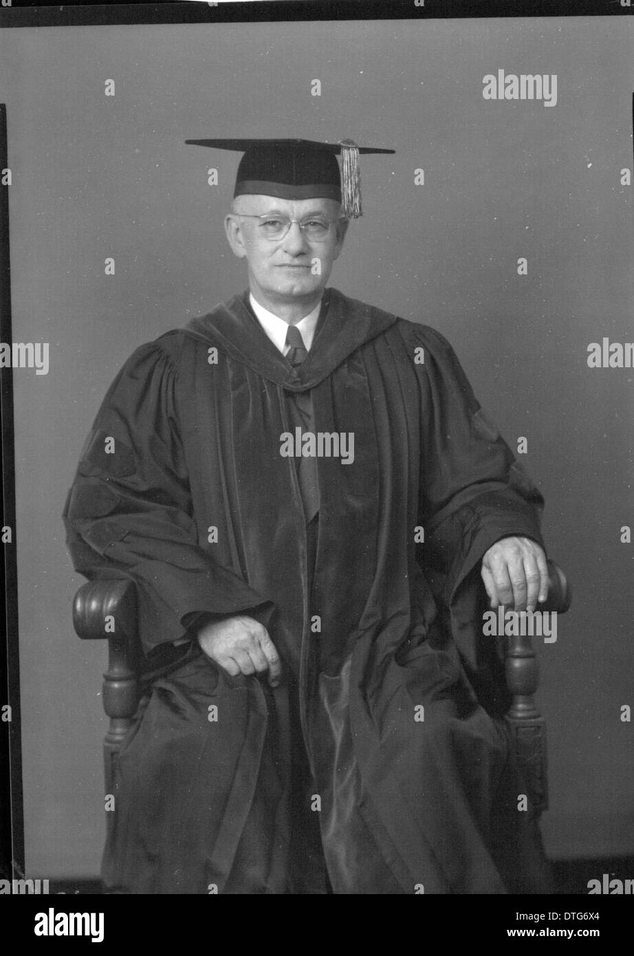 Academic Gown Historic Stock Photos & Academic Gown Historic Stock ...