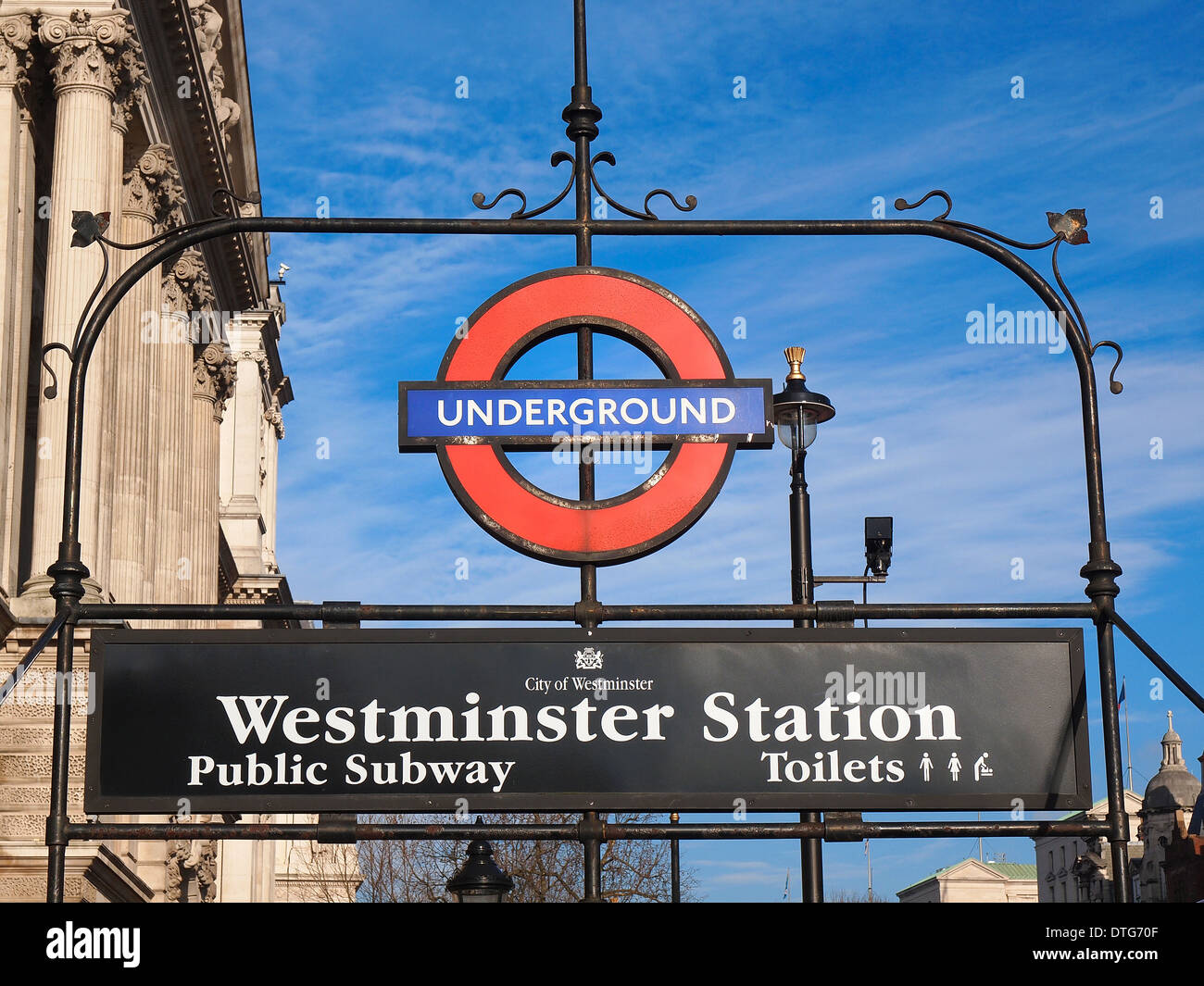 Houses of parliament london entrance hi-res stock photography and ...