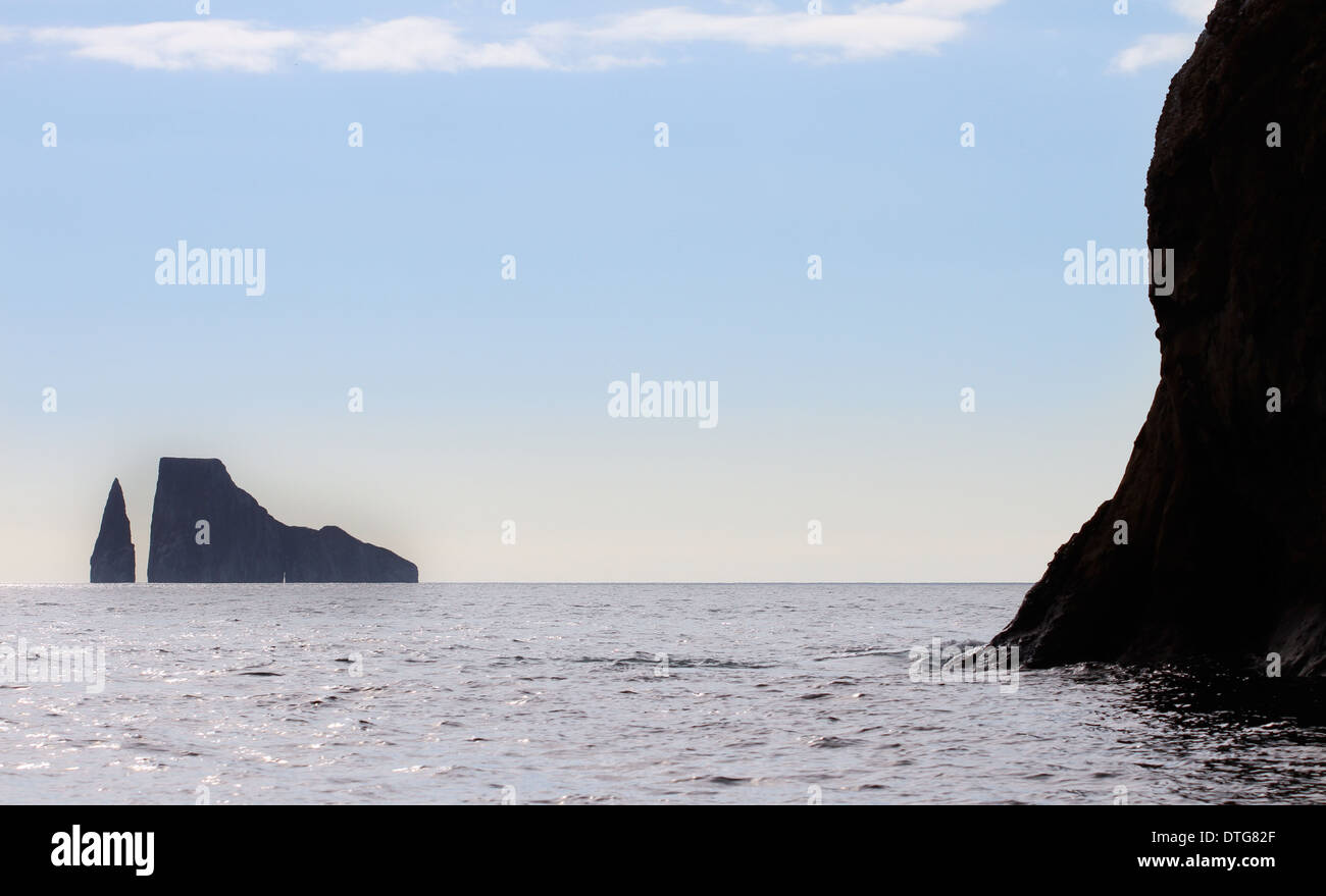 Kick Rock sits on the horizon on a clear, sunny day Stock Photo - Alamy