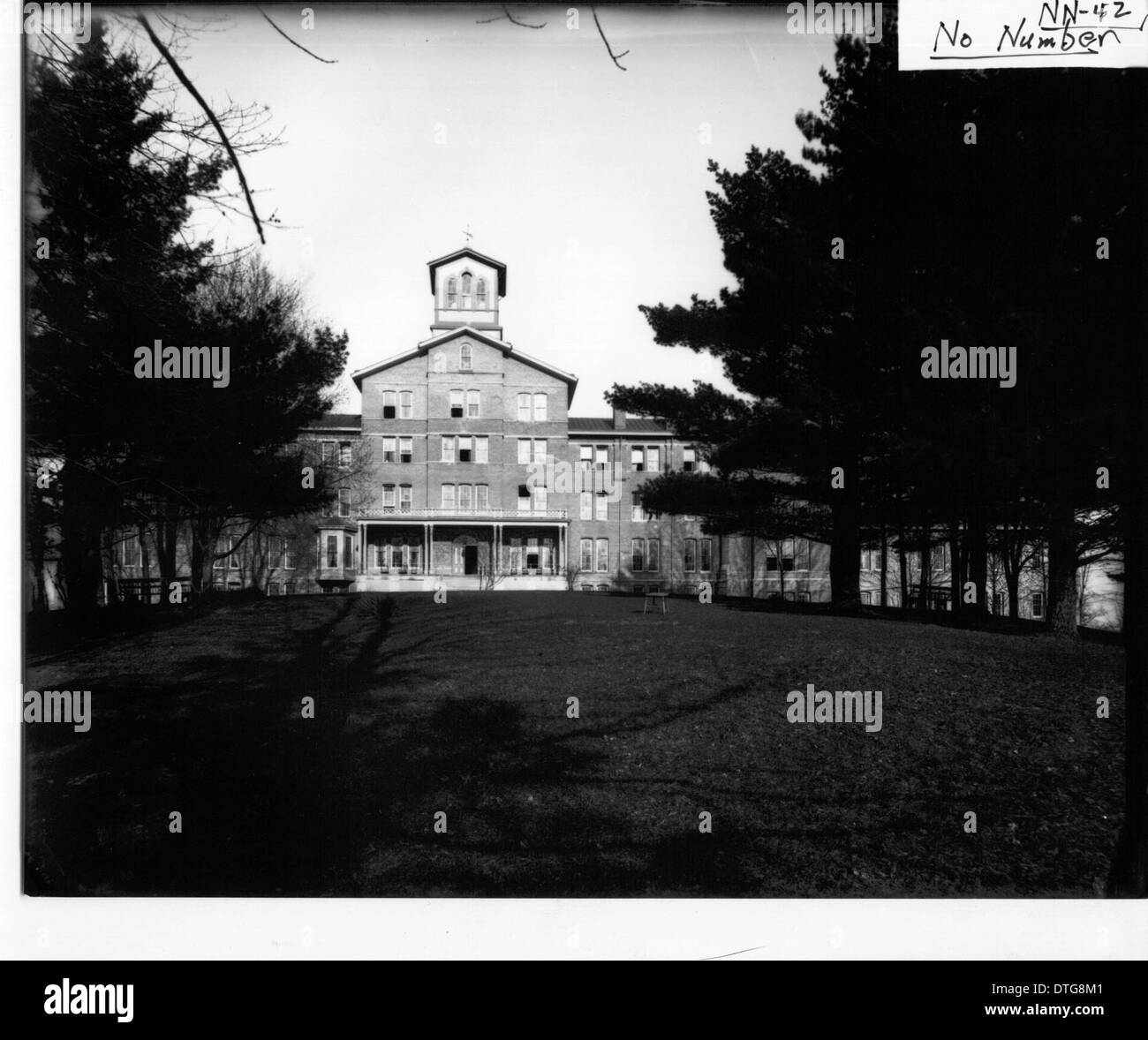 Peabody Hall, located at Miami University in Oxford, Ohio, is a ...