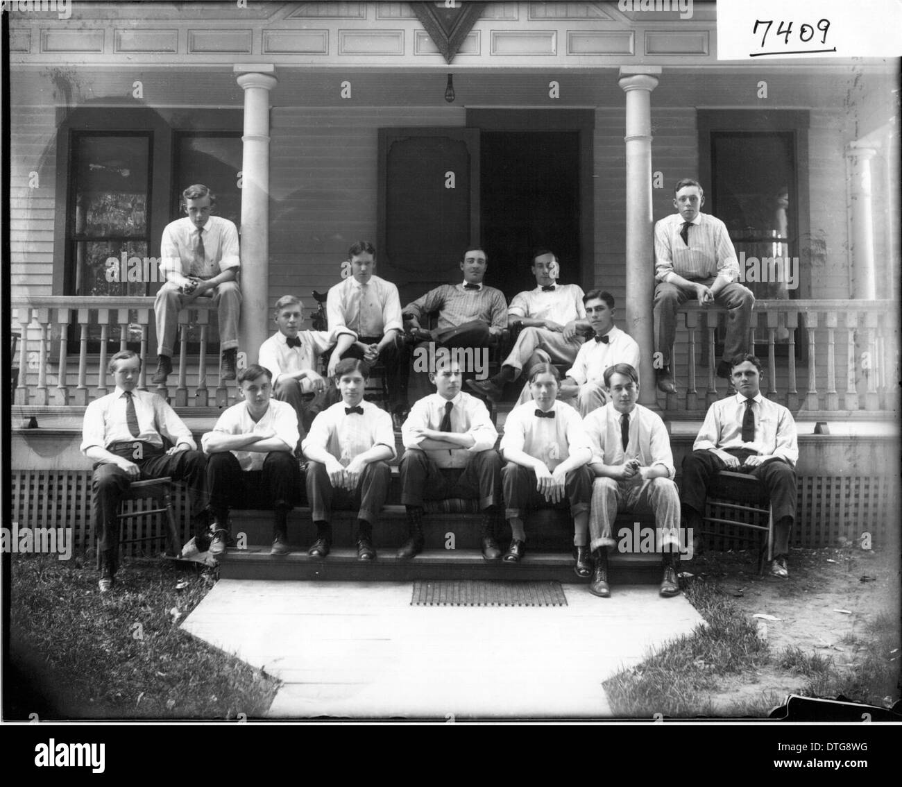 A group portrait of the Delta Kappa Epsilon fraternity members from ...