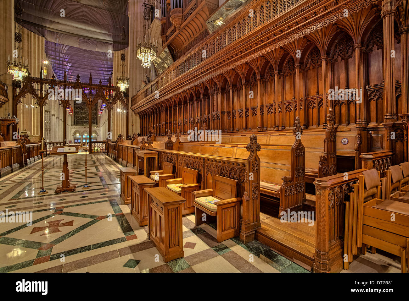 Washington national cathedral hi-res stock photography and images - Alamy