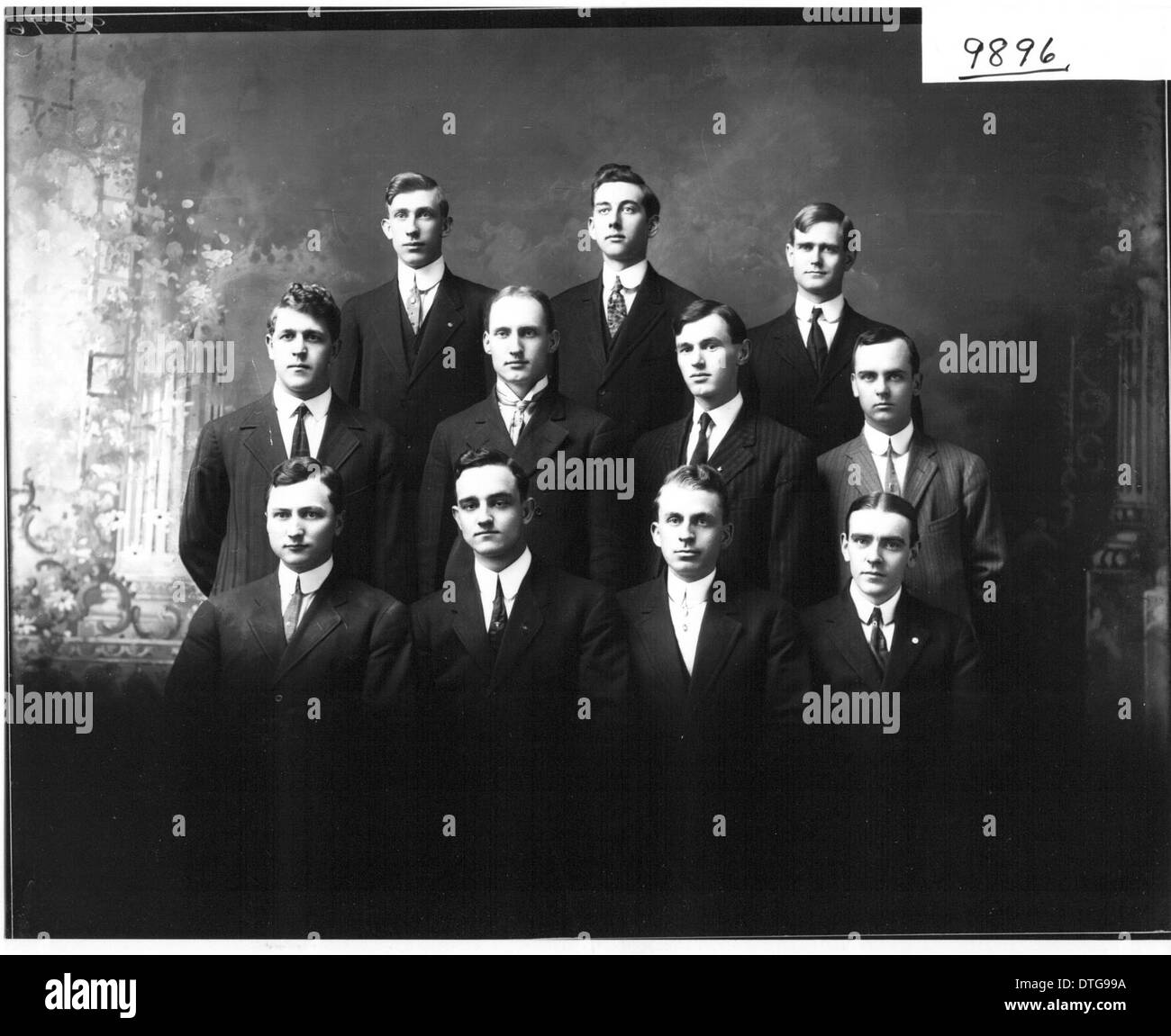 Members of historical societies hi-res stock photography and images - Alamy