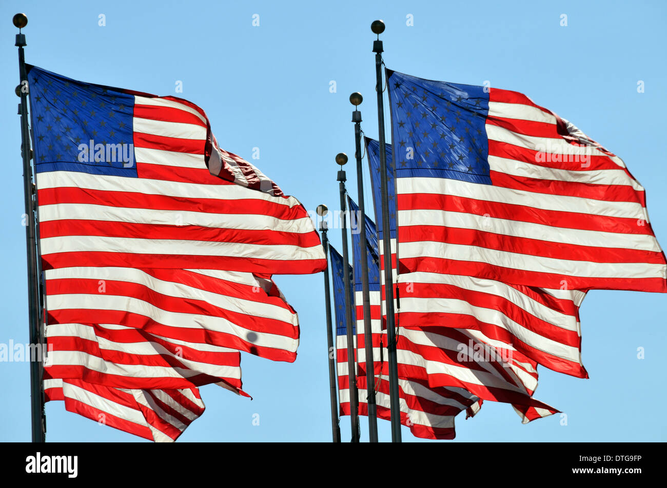Multiple flags waving hi-res stock photography and images - Alamy
