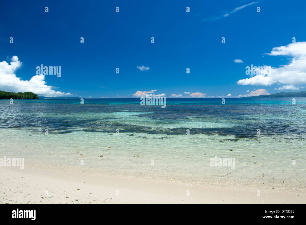 Turquoise beach vacations hi-res stock photography and images - Alamy