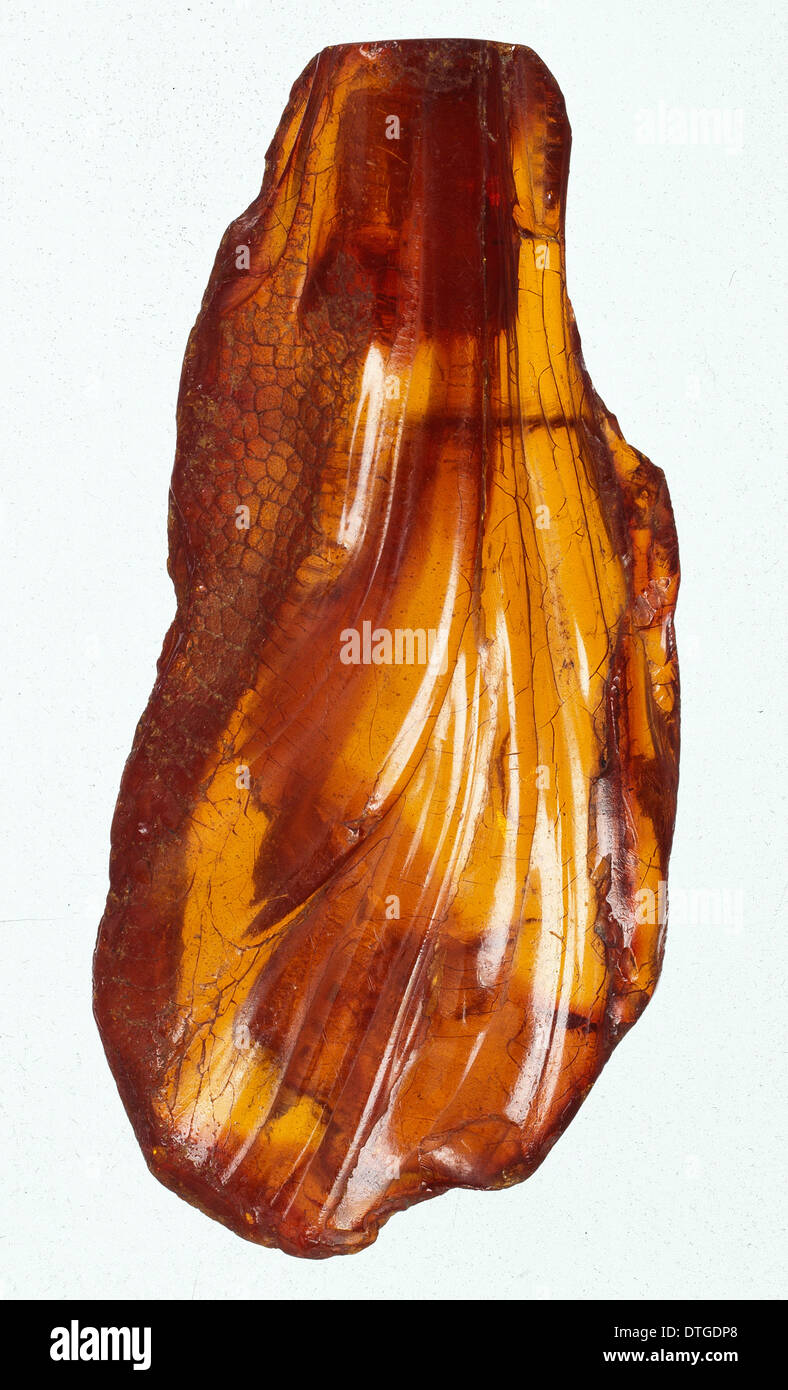 Conchoidal fracture hi-res stock photography and images - Alamy