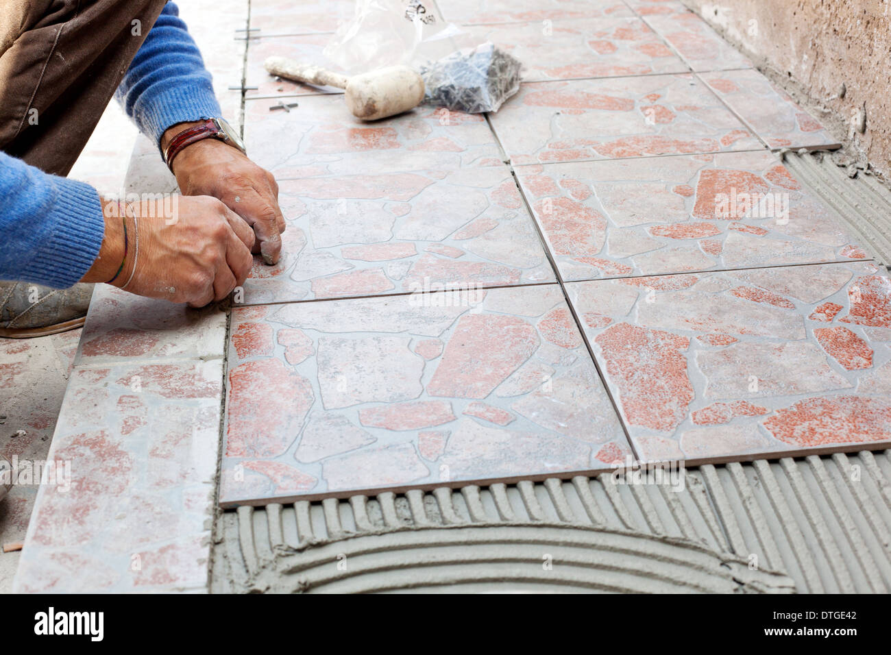 Tiler hi-res stock photography and images - Alamy