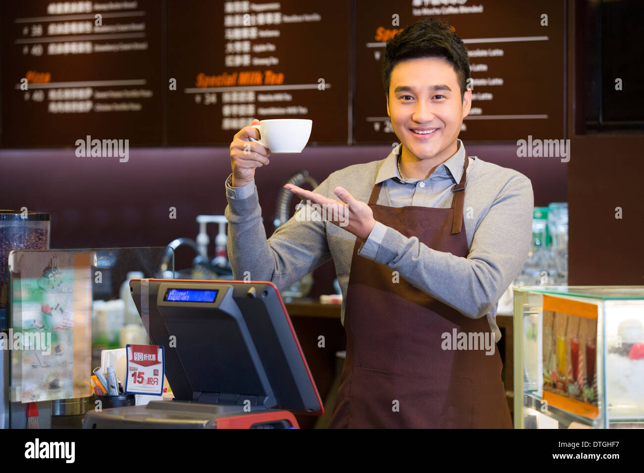 Coffee shop cash only hi-res stock photography and images - Alamy