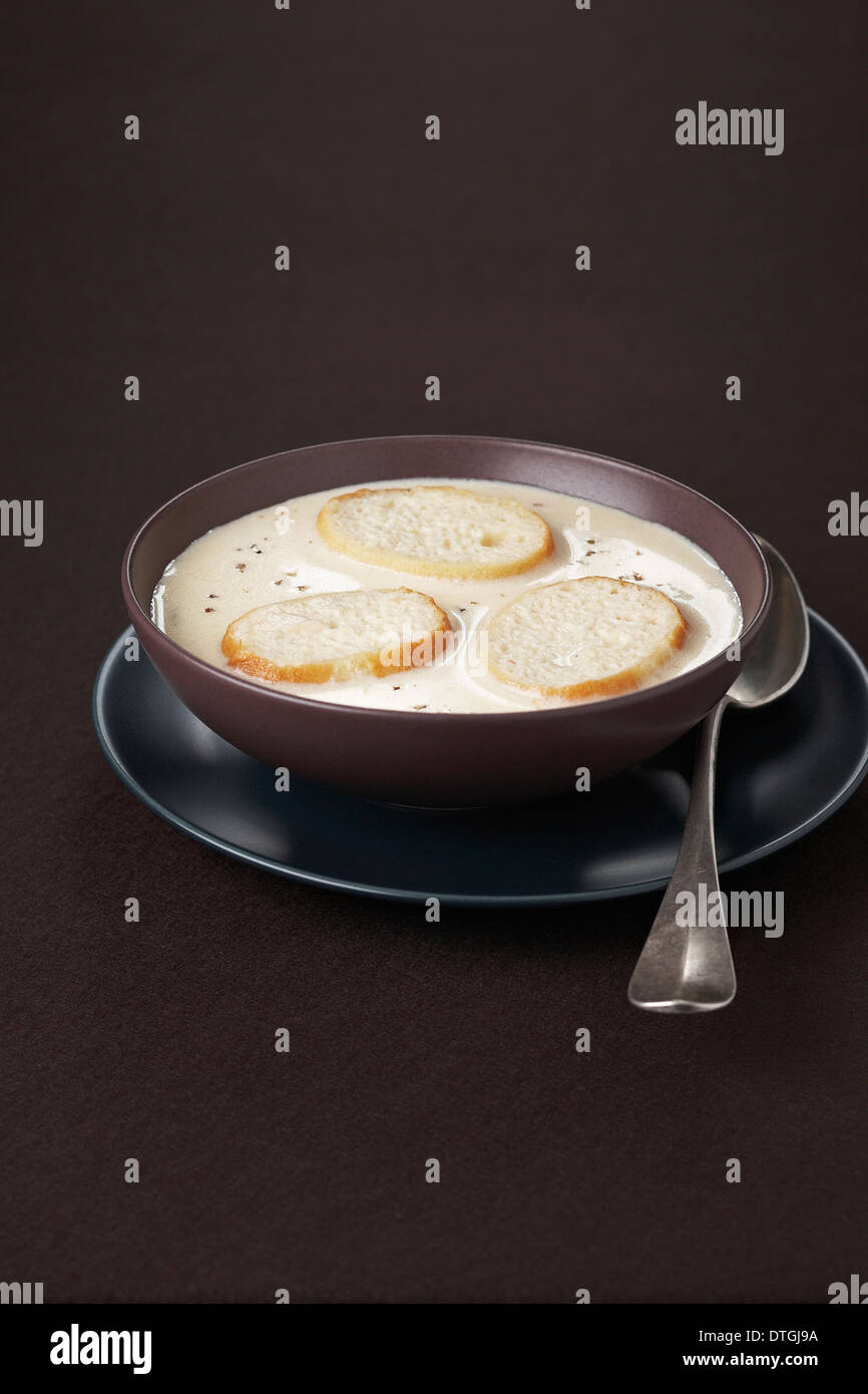 Tourin ,French garlic soup Stock Photo - Alamy