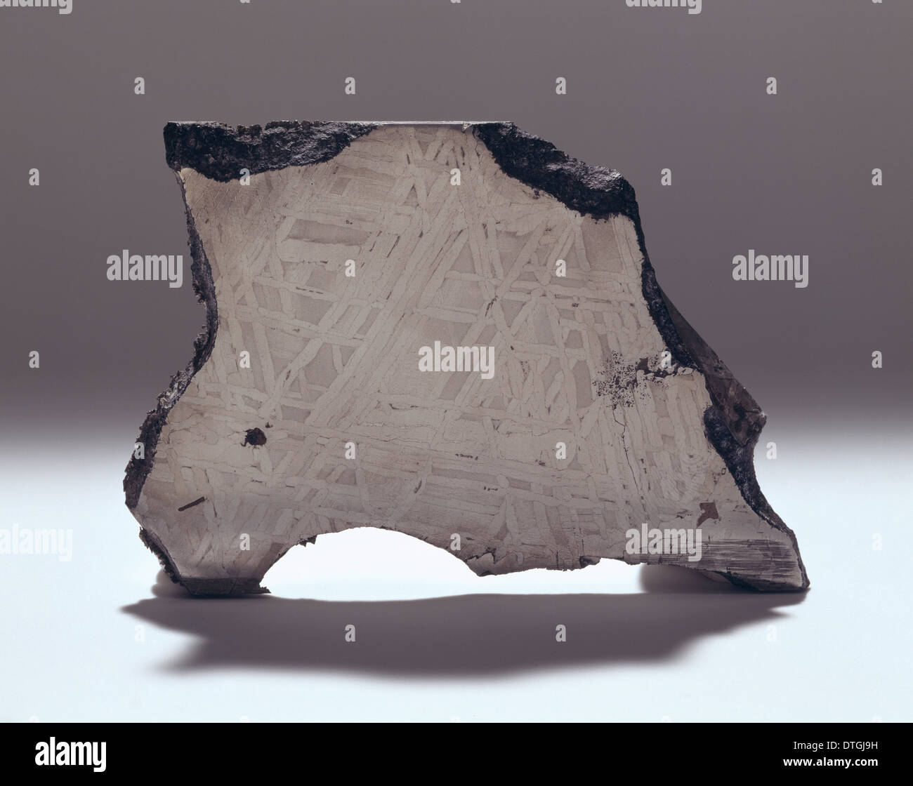 Iron crystal structure hi-res stock photography and images - Alamy