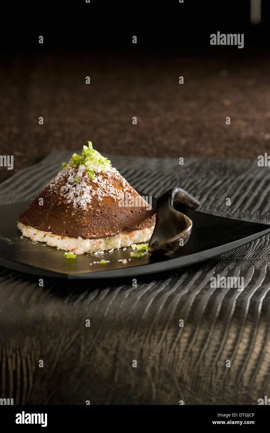 Pyramid cake hi-res stock photography and images - Alamy