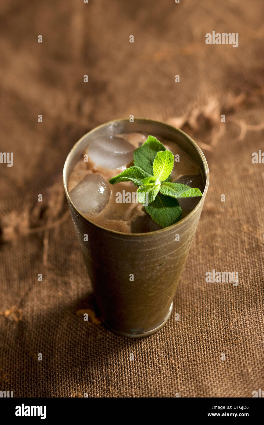 Iced chocolate and mint drink Stock Photo - Alamy