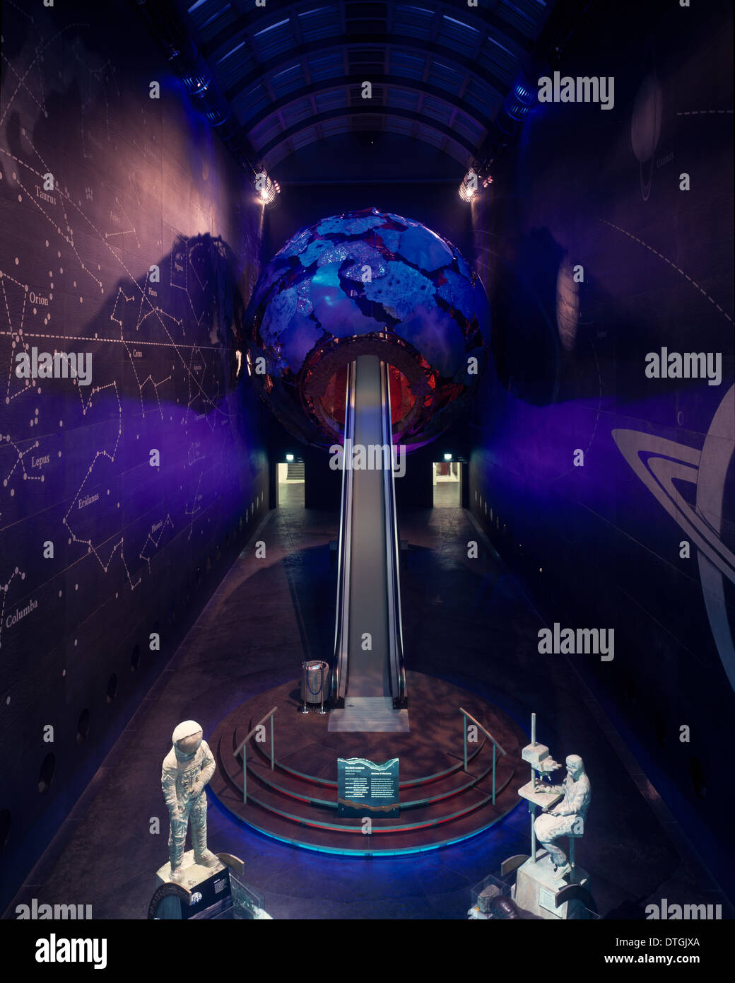 Earth Gallery, Natural History Museum, London Stock Photo - Alamy
