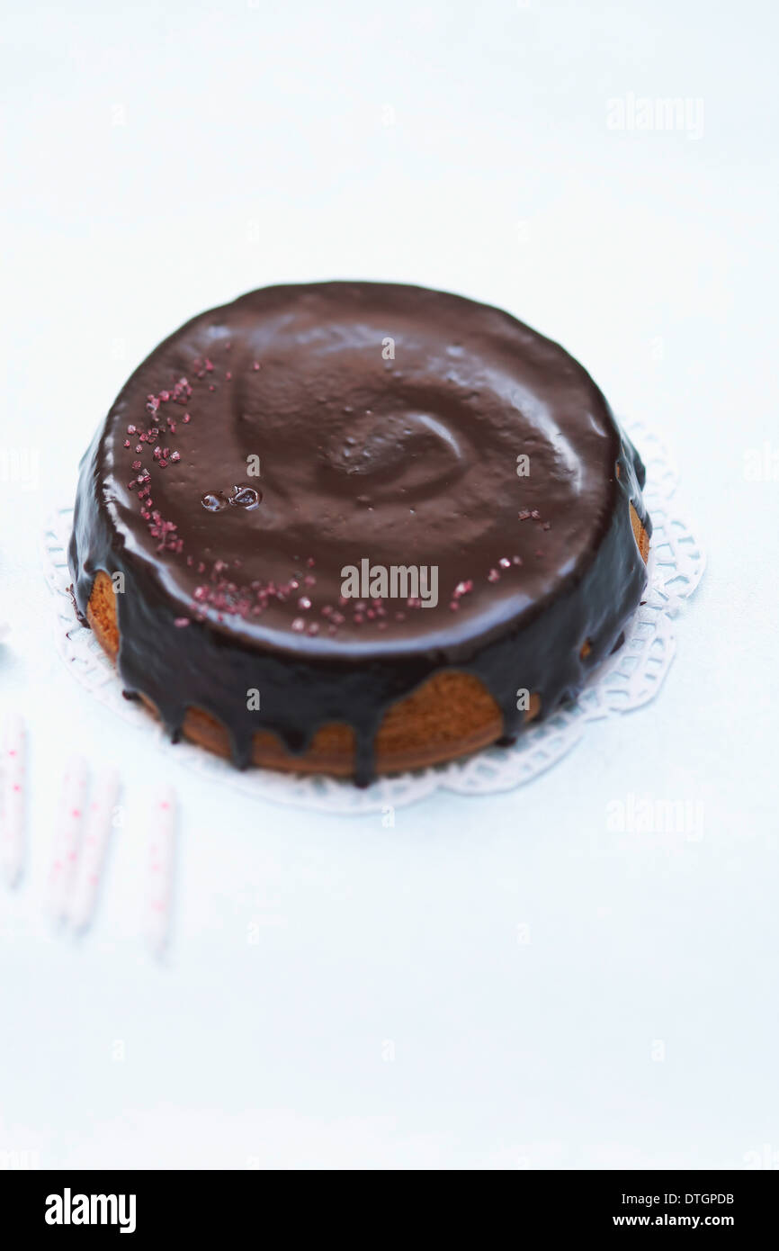 Cake coating hi-res stock photography and images - Alamy