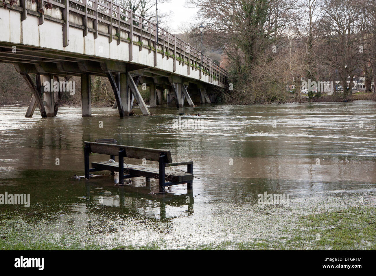 Bench under water hi-res stock photography and images - Alamy