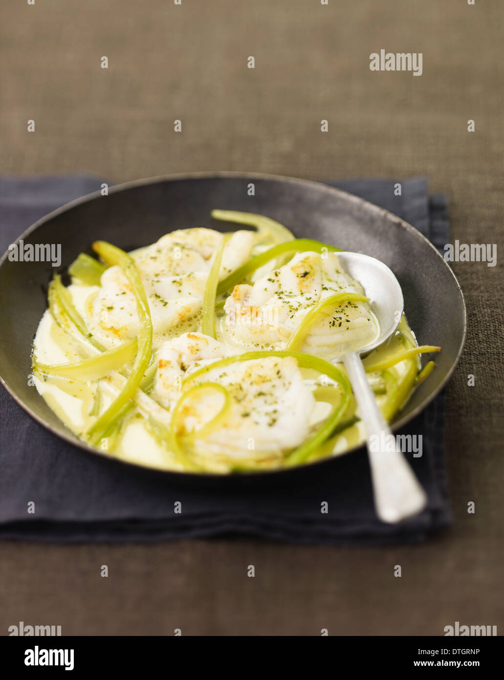 Nage sauce hi-res stock photography and images - Alamy