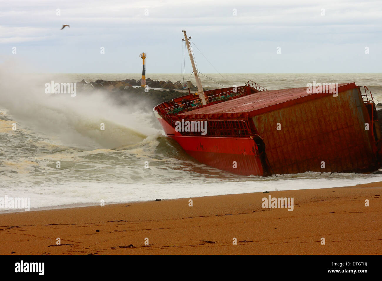 Ship and wave Stock Photo - Alamy