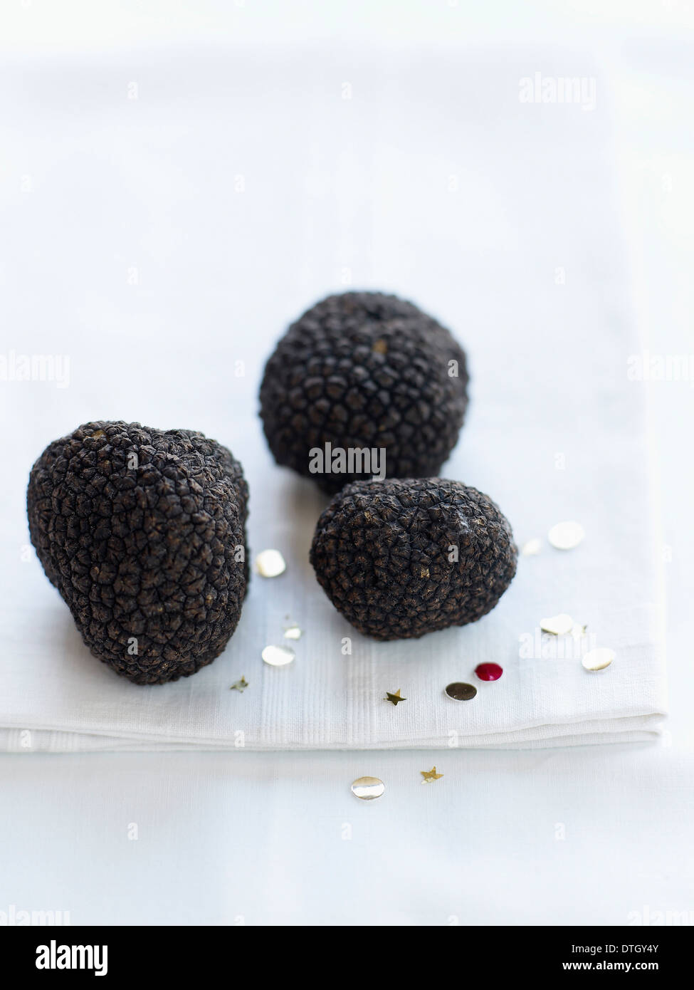 White truffles mushroom hi-res stock photography and images - Alamy