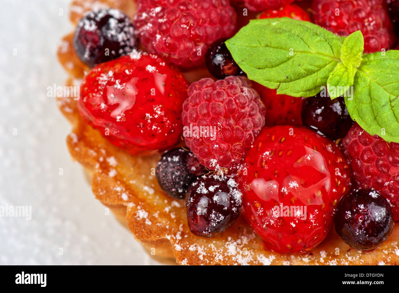 Cake with fresh berries Stock Photo - Alamy
