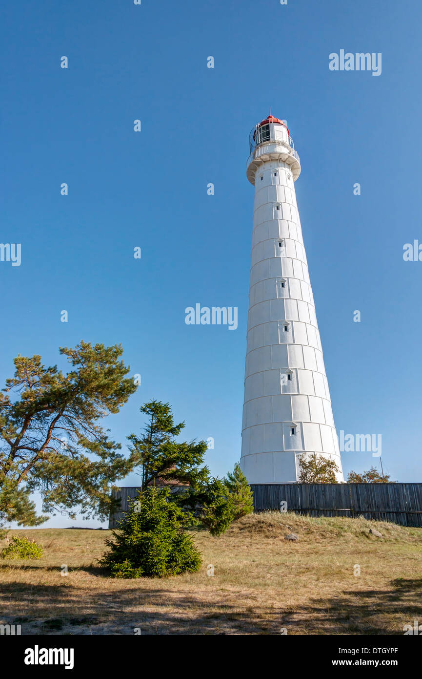 Tall white Tahkuna lighthouse in Hiiumaa, Estonia Stock Photo - Alamy