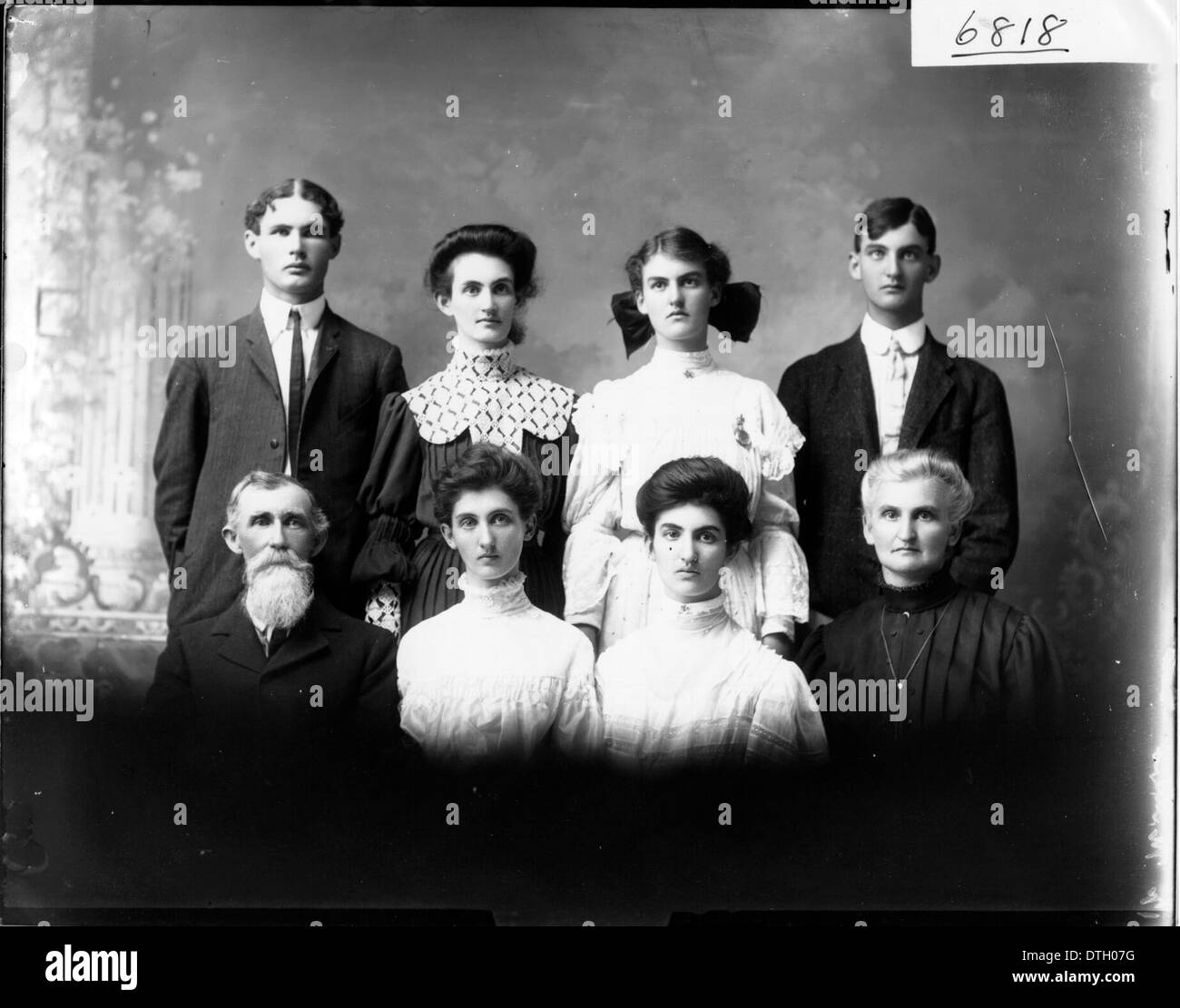 James Burke family portrait 1905 Stock Photo - Alamy