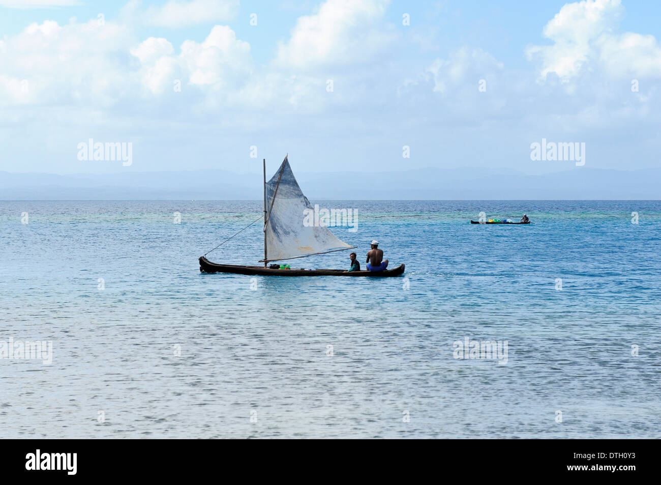 Native american dugout canoe hi-res stock photography and images - Alamy
