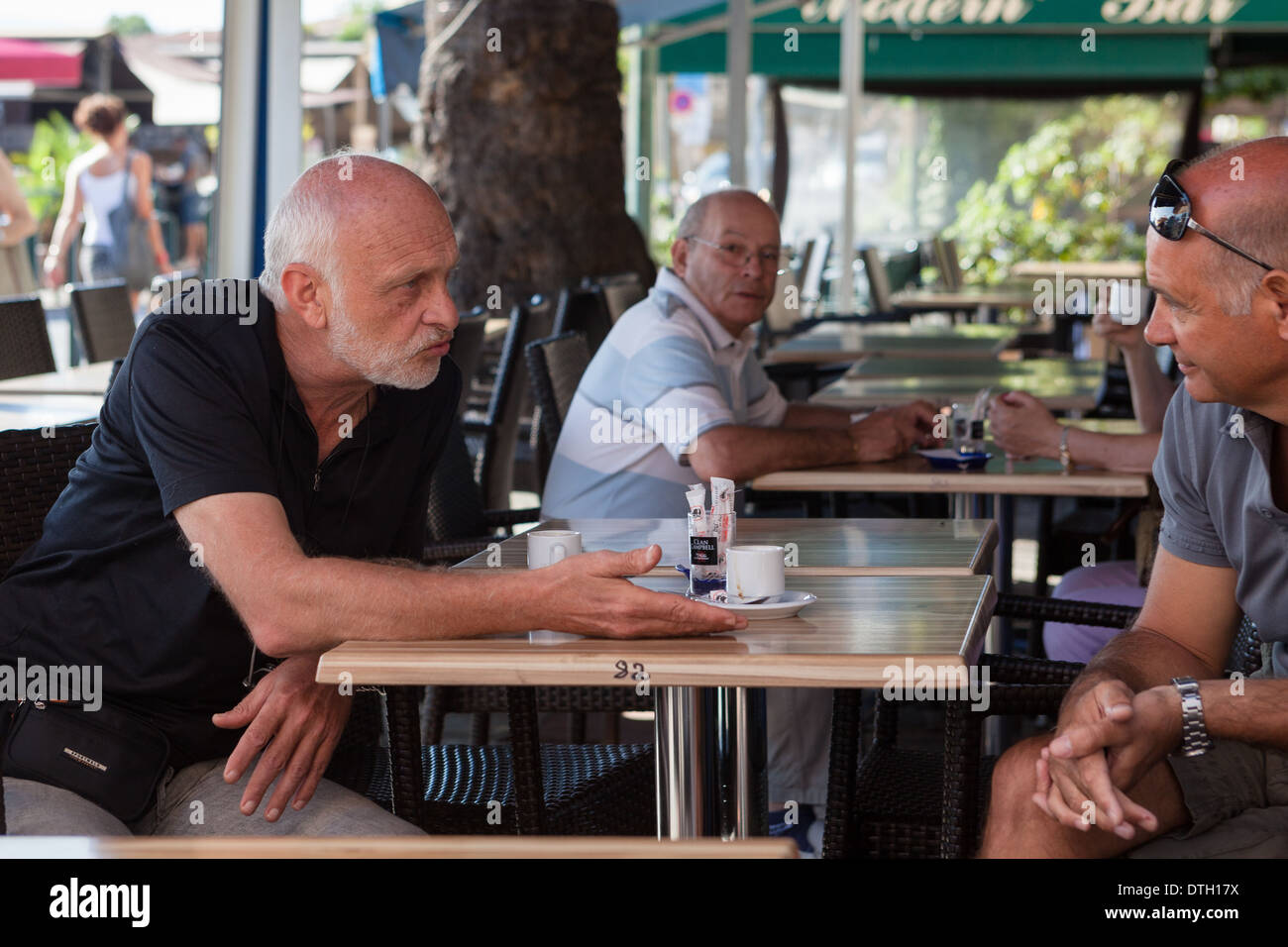 French men talking cafe hi-res stock photography and images - Alamy