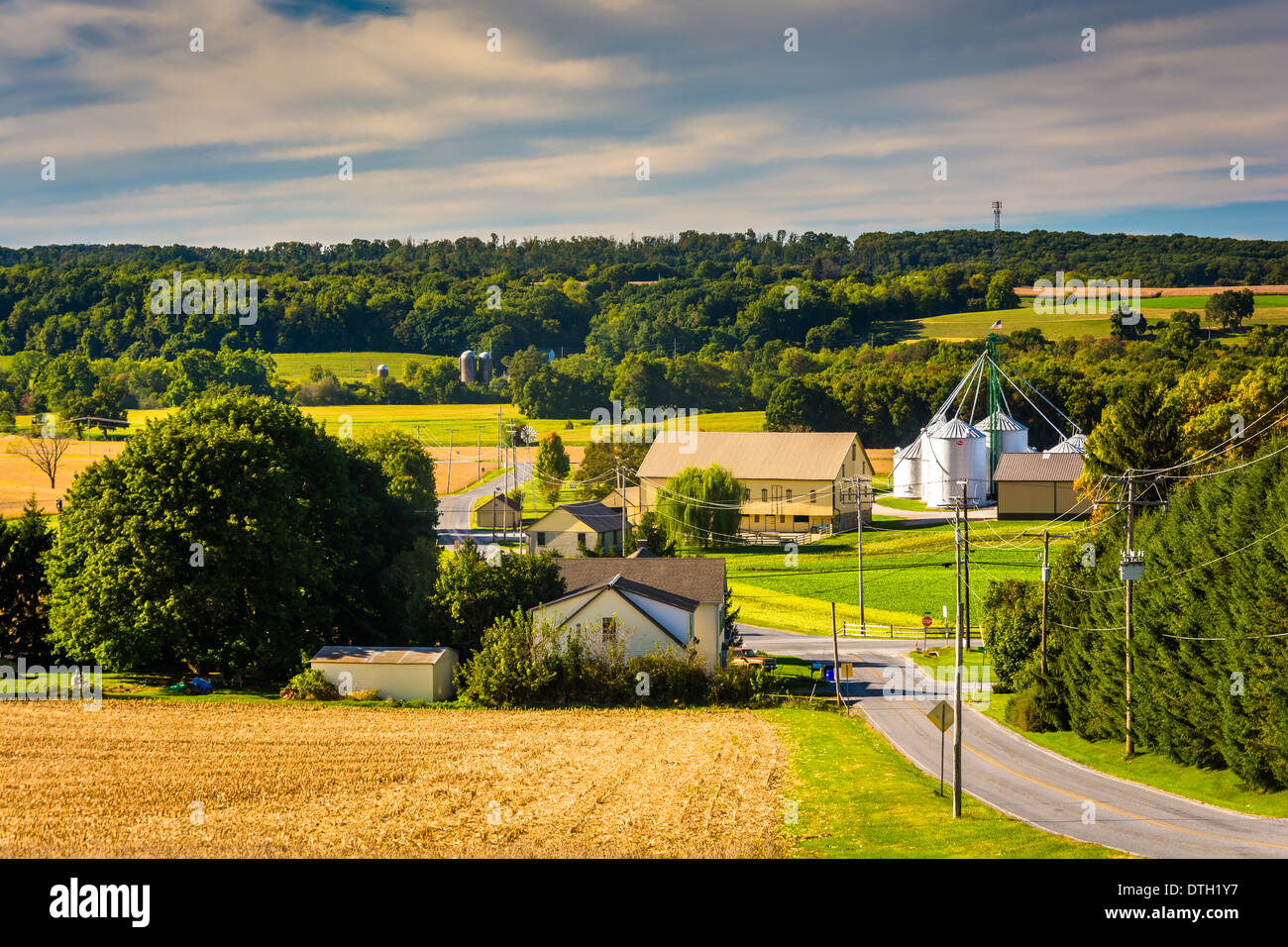 Farm silo agriculture rural country hi-res stock photography and images ...
