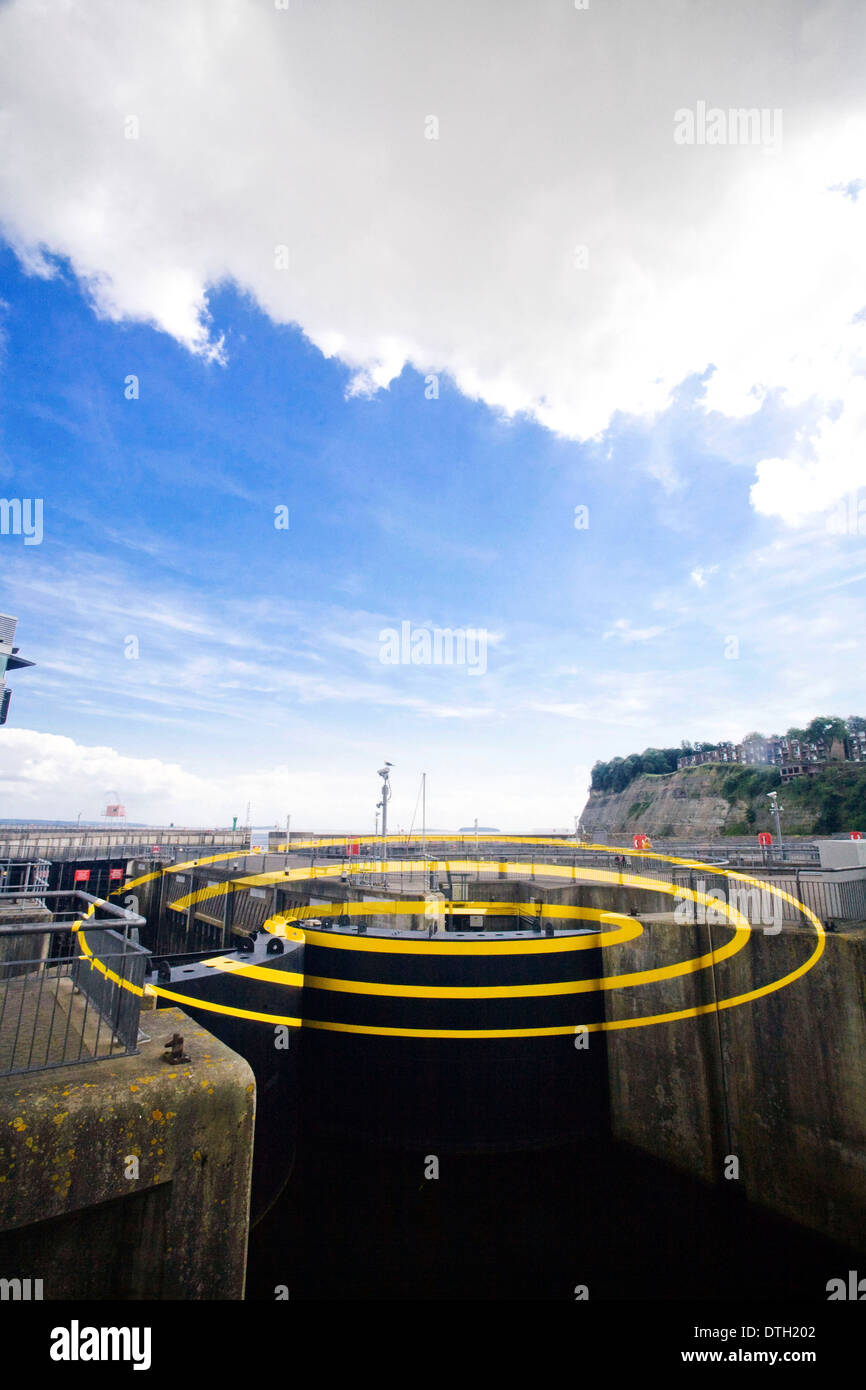 Felice Varini’s ‘anamorphic illusion’ at Cardiff bay Stock Photo - Alamy