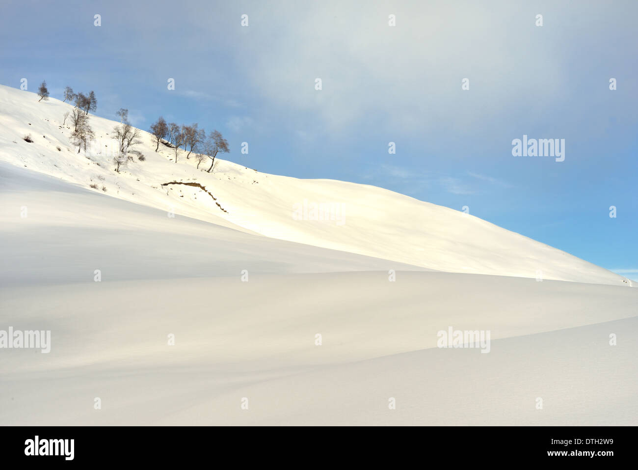 Flat mountains hi-res stock photography and images - Alamy