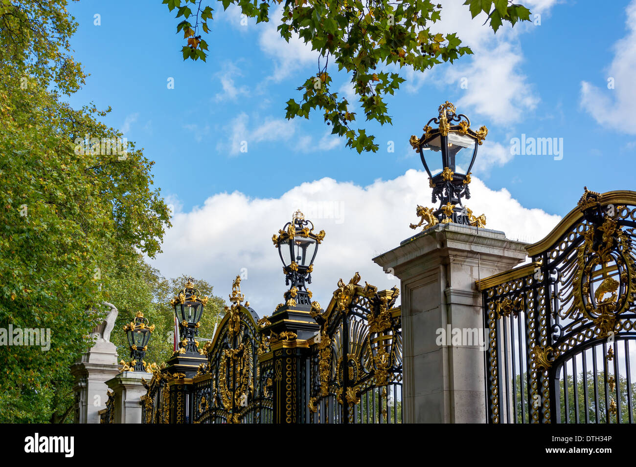 Canada Gate in Green Park Stock Photo - Alamy