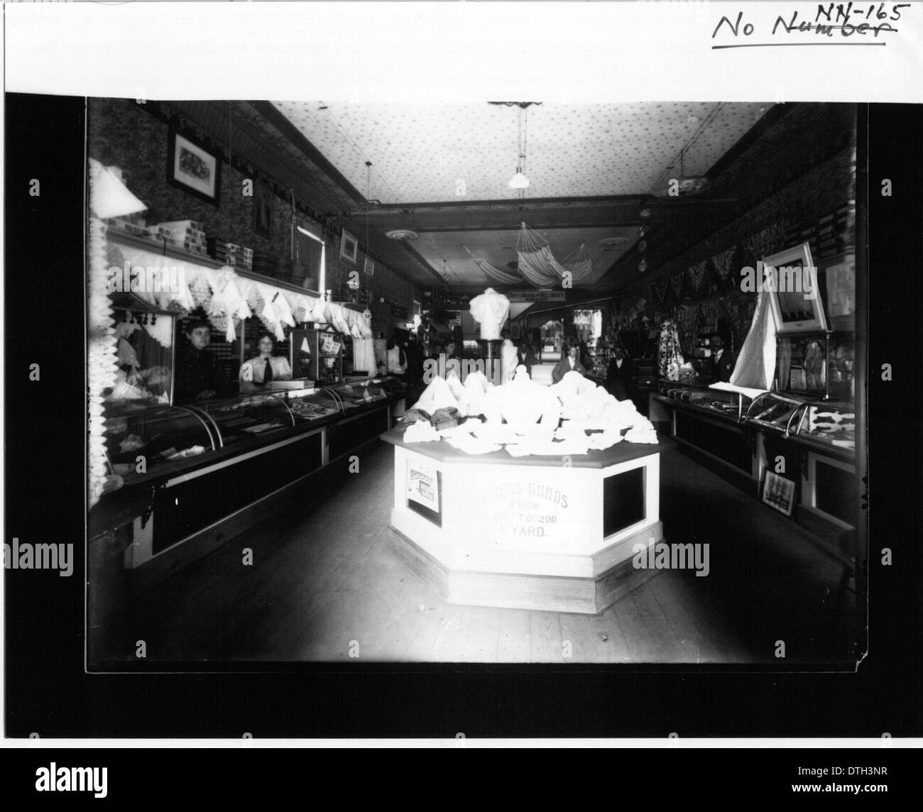 Old department store interiors Black and White Stock Photos & Images ...