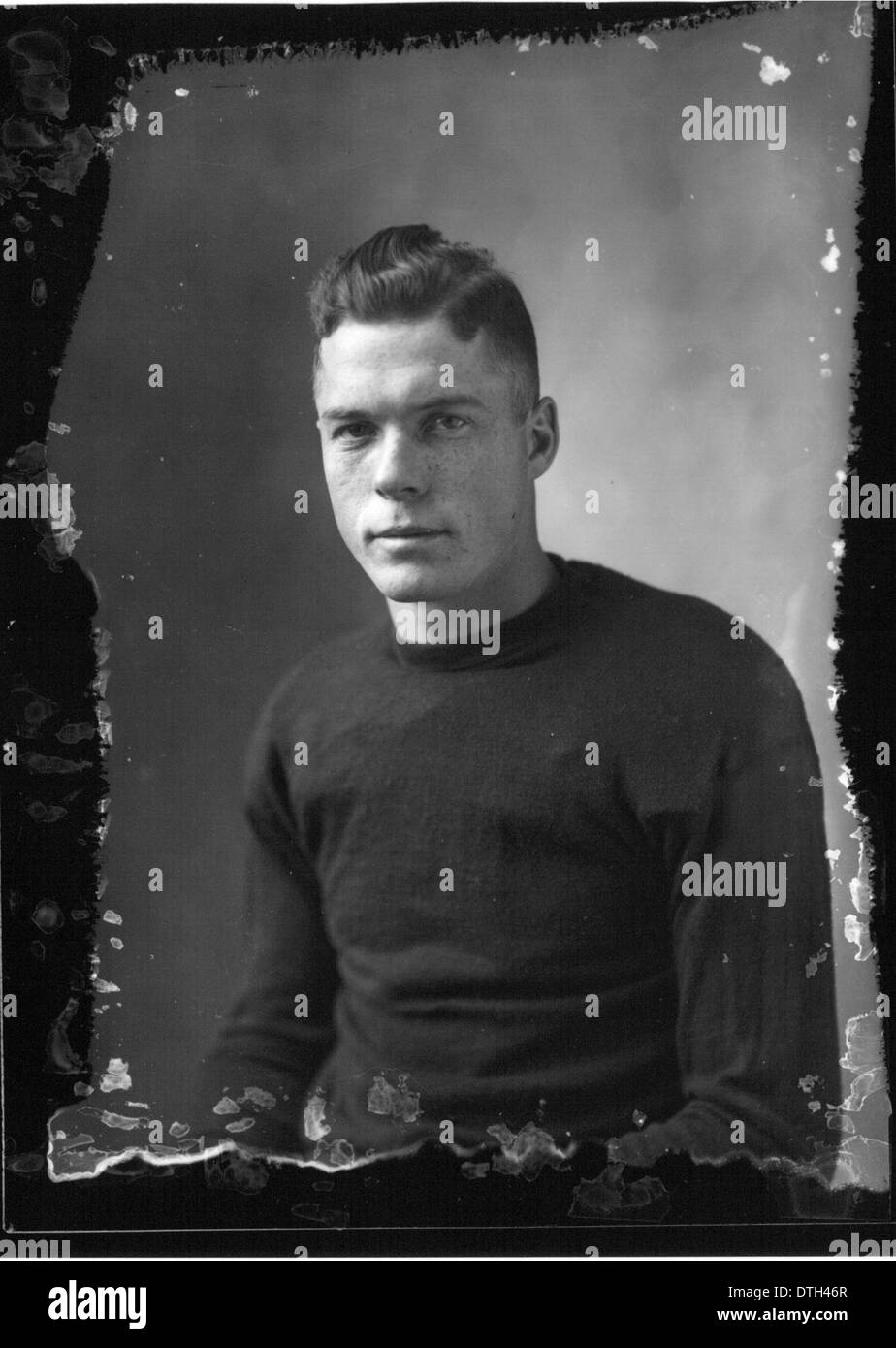 School photograph portrait uniform hi-res stock photography and images ...