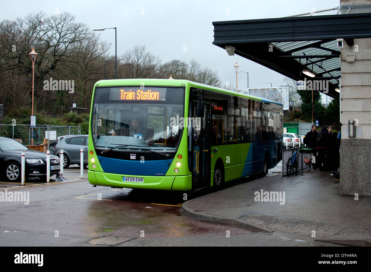 Relief bus at Leamington Spa railway station, UK Stock Photo - Alamy